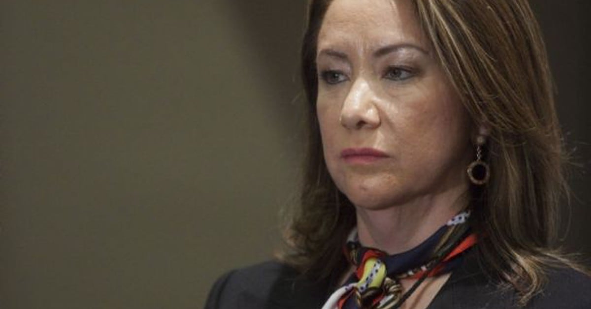 El Curioso Caso De Yasmín Esquivel