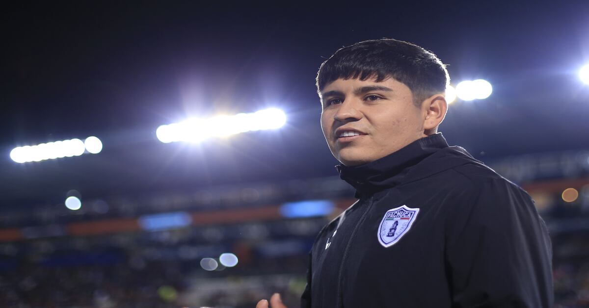 Chofis López dejó al Club Chivas para convertirse en ídolo en CF Pachuca