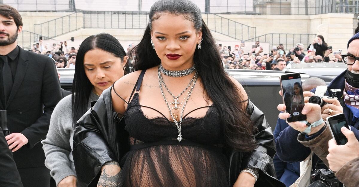 El Bebé De Rihanna Ya Nació Y Es Niña