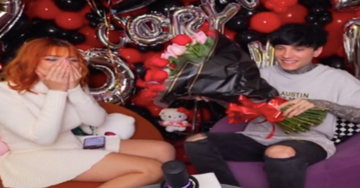 Yeri Mua recibe ramo buchón de Cry por San Valentín porque el CryMua se ...