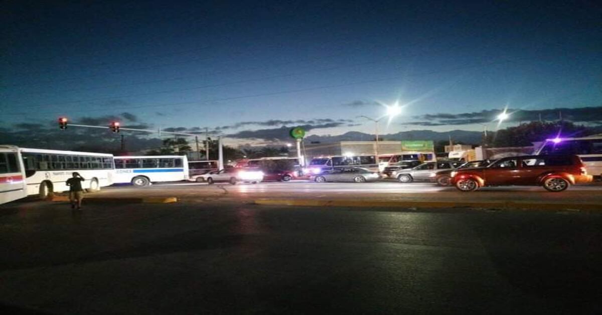 Tamaulipas: Reportan bloqueos y balacera en carretera de Reynosa-San Fernando