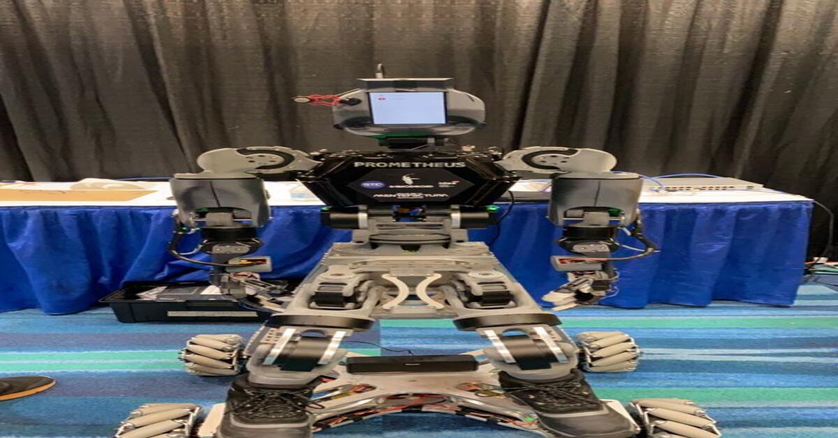 Prometheus, el robot humanoide mexicano creado por Inbiodroid, avanza a ...