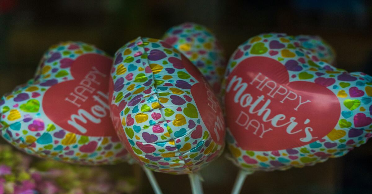 Poemas Cortos Para Día De Las Madres Los 11 Más Bonitos Para Dedicar